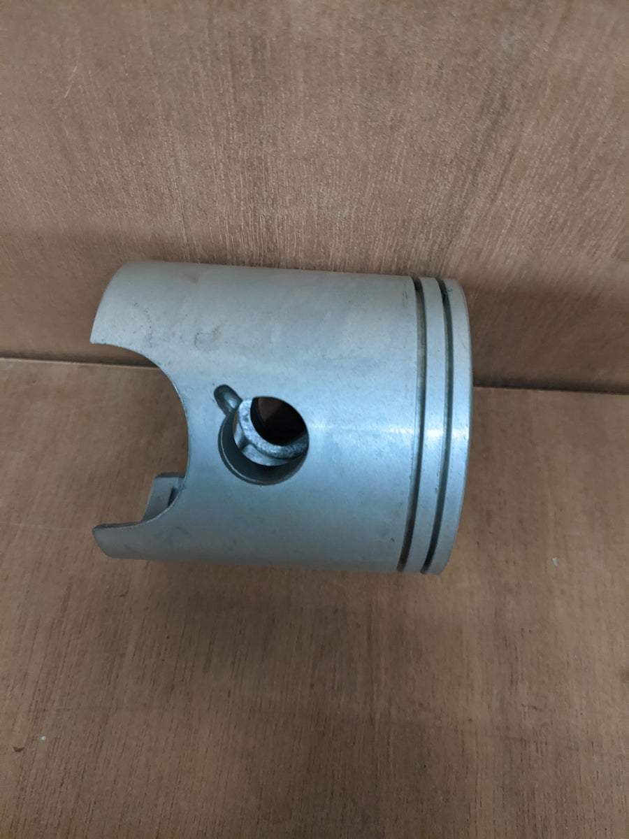 Piston Kit Yamaha YR5 350 standard bore size only – Pitstop Motorcycles Ltd